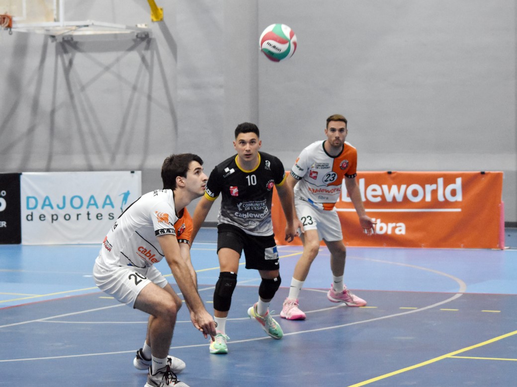 Amarga derrota del Cableworld Villena-Petrer en su debut en casa frente ...