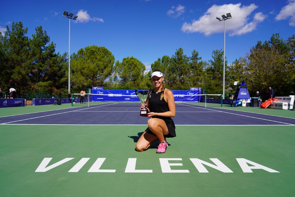 La tenista junior Joy de Zeeuw, campeona del ITF Women 15K de la ...